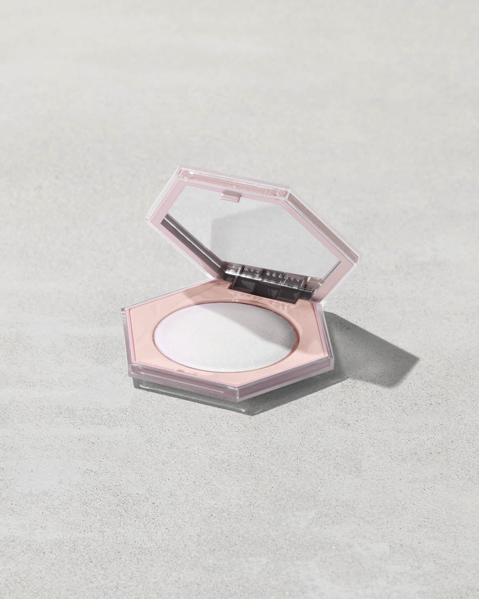Diamond Bomb All-Over Highlighter | Fenty Beauty
